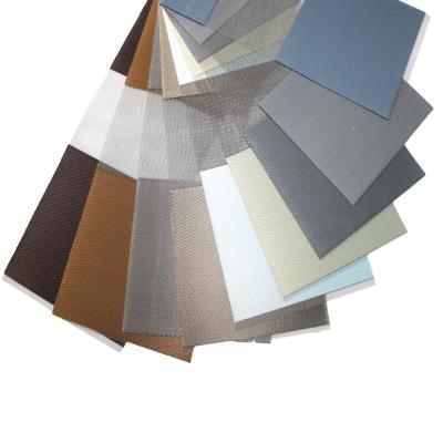 Cina New Arrival Total Blackout Curtain Roller Blackout Window Blinds Zebra Blinds Fabric in vendita