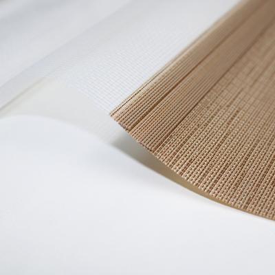 Cina 8 Grade Color Fastness Jacquard Blackout Fabric Zebra Blinds Fabric in vendita