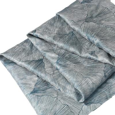 中国 2023 High GSM Silky Texture Good quality Ginkgo Leaf Jacquard Blackout Curtain for living room 販売のため