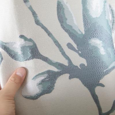 Cina New Chinese Style Magnolia Jacquard High-precision Yarn-dyed Curtain Fabric For Living Room in vendita