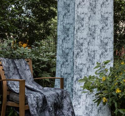 Cina Modern New Design Marbling Jacquard Black Silk Thickened High Shading Blackout Curtain in vendita