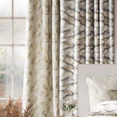 Cina Wholesale Modern Design Irregular Line Jacquard Customized Hotel Project Blackout Curtain in vendita