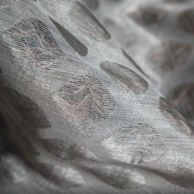 Cina 2023 High Class Factory Price Spun Gold Silky Luxury Decoration Curtains For Living Room in vendita