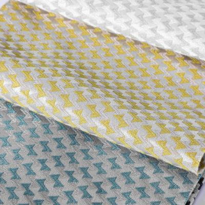 Cina Wholesale Hot French Design Luxury Geometric High-precision Jacquard Blackout Curtain in vendita