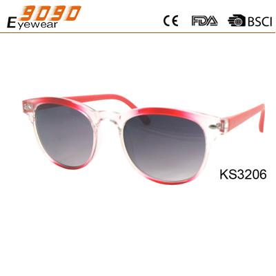 China las 2018 gafas de sol de los nuevos niños del estilo con el marco rojo y blanco plástico, conveniente para las muchachas y los muchachos en venta