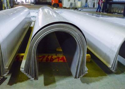 China De duurzame U-vormige Profielen van het Kanaalroestvrije staal door het Buigen of Laserknipsel Te koop