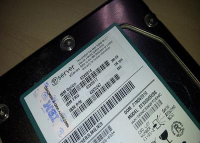 Cina Drive del hard disk 43X0814 43X0817 300 GB 15K SRS 3,5 del server di IBM in vendita
