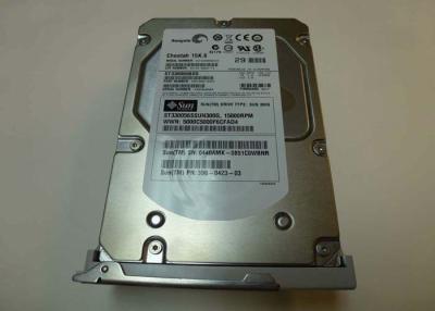 Cina ESPONGA AL SOLE il disco rigido interno XRC-SS1CE-300G15K 540-7956 540-6562 300GB 15K SRS a 3.5 pollici in vendita