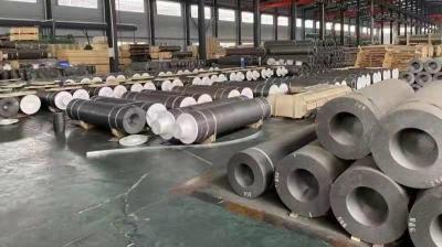 Chine UHP HP RP Electrode de graphite de four à arc électrique avec 0,3% de cendre maximale et longueur OEM à vendre