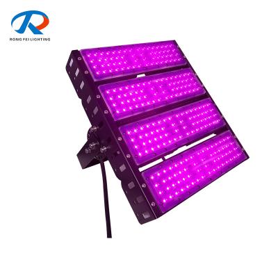 Cina AC 85-265V LED Plant Grow Light With Aluminum Lamp Body Material in vendita