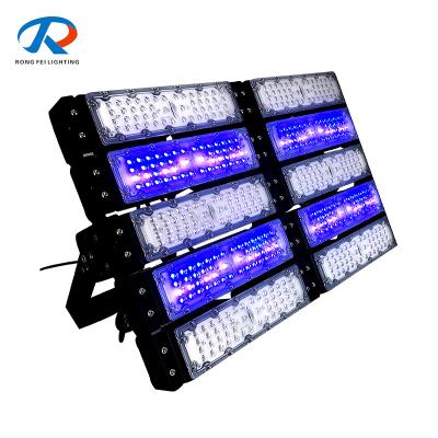 Cina Aluminum And Plastic Deep Red And Blue Led Grow Light with 60 Degree Beam Angle in vendita