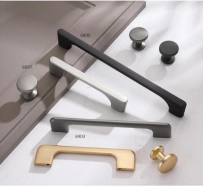 中国 亜鉛合金で加工された,様々な厚さのステンレス鋼のハンドルセット 販売のため