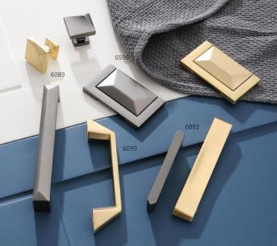 中国 亜鉛合金で加工された,様々な厚さのステンレス鋼のハンドルセット 販売のため