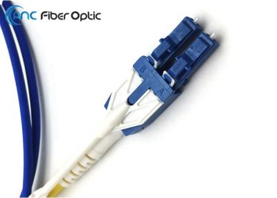 중국 잡아당기기 다리를 가진 Lc 섬유 헝겊 조각 케이블 바꿀 수 있는 SM OM3 OM4에 데이터 센터 Uniboot Lc 판매용