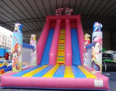 Cina Affitto gigante dello scivolo gonfiabile di mickey EN14960 con colore di rossi carmini in vendita