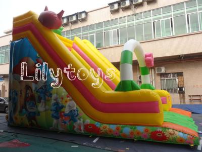 Cina affitto giallo dello scivolo gonfiabile del grado commerciale del PVC 1500D per spettacolo del cortile in vendita