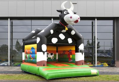 Cina La mucca gonfiabile commerciale di rimbalzo del PVC del doppio bastone, impermeabilizzano ed i buttafuori gonfiabili della mucca di Firproof per i bambini in vendita