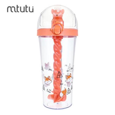 Chine fonction en plastique de 500ml 220g Straw Water Bottle With Stirring à vendre