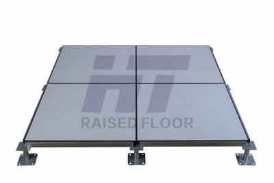 Cina un pavimento alzato anti elettricità statica di 600 x 600 HPL, pavimentazione nera astuta della disposizione del bordo in vendita