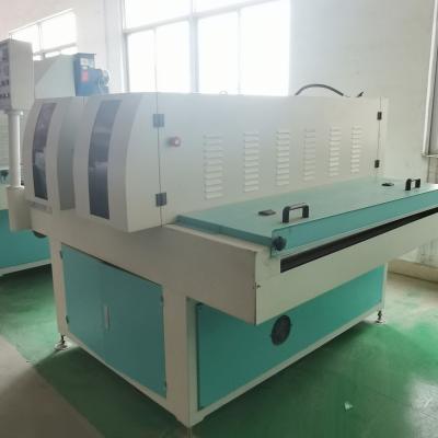 China Máquina de curado de UV de dos lámparas de ahorro de energía eficiente y rápido para la hoja de borrado de revestimiento UV en venta