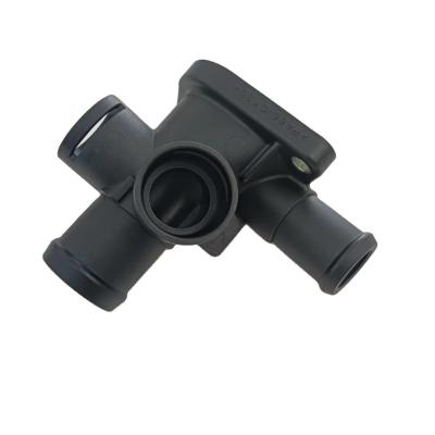 Chine Flanche de tuyau de refroidissement de radiateur en plastique pour VW Jetta et durable certifiée IATF16949 à vendre
