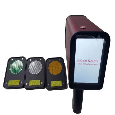China Master Module 32 MCU Retro Reflective Meter for Ambient Temperature -5C- 50C and 100 Sets Data Storage for sale