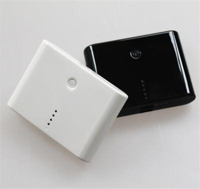 Cina batteria ricaricabile del polimero della Banca di potere del portafoglio 8000mah per lo smartphone in vendita