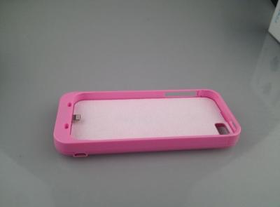 中国 2500mAh ピンク Iphone 5 のための十分に封じられた外的な電槽 販売のため