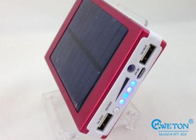 Cina la Banca portatile rossa di energia solare di 10000 mAh, caricatore solare del telefono cellulare con la torcia in vendita