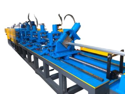 China Máquina de formación de rodillos con ranuras de alta calidad para fijación positiva y resistencia a la pared en venta