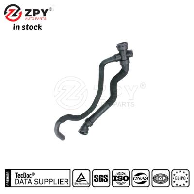 Cina ZPY Tubo del radiatore inferiore 8E0121049N per Audi A4 Quattro 2002-2006 in vendita