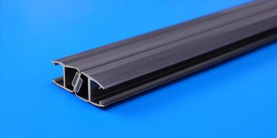 China Anti Cracking Shower Screen Seal Strip Lightweight With Customization for sale