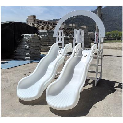 Chine Double toboggan extérieur avec arc Blanc équipement de jeu doux toboggan plastique à vendre