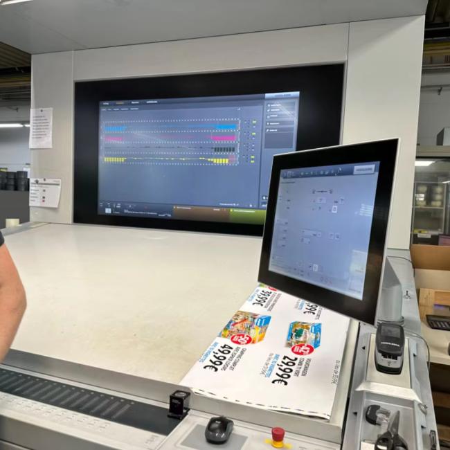 Heidelberg XL162-5+L control panel detail