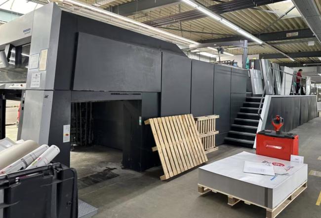 Heidelberg XL162-5+L color unit detail