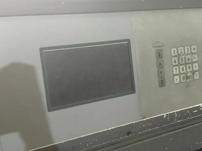 中国 極紙切断機の性能向上のために3KGの重さのタッチスクリーン 販売のため