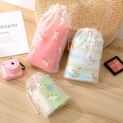 China Custom High Quality Recyclable Logo Polyester Frosted Plastic Shrink Bag With Printing Drawstring Fabric Plastic Bags à venda