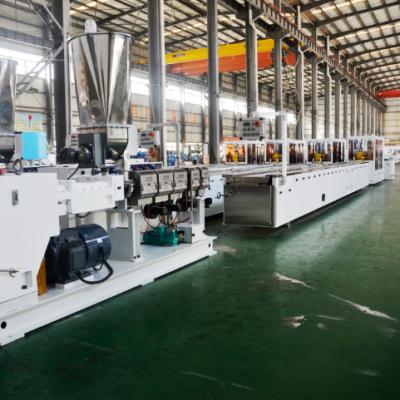 China China Manufacturer Customized WPC Anti Slip Wood Plastic Composite Outdoor PVC PP PE WPC Foamed Decking Floor Making Machine for sale