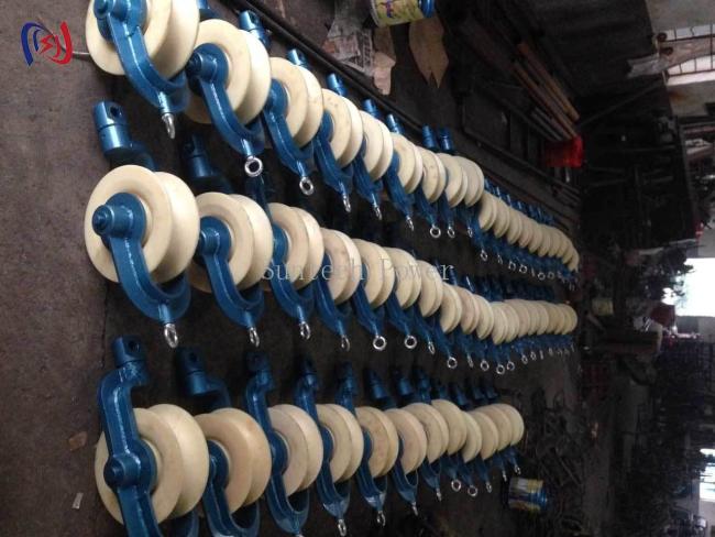 Heavy Duty Hold Down Wire Block in use