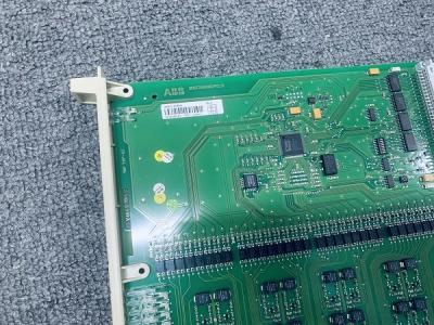 Chine ABB Type DSDI120AV1 Identifiant du produit 3BSE018296R1 Tableau d'entrée numérique 32 Ch. I-O_Module 3BSC980002R519 à vendre
