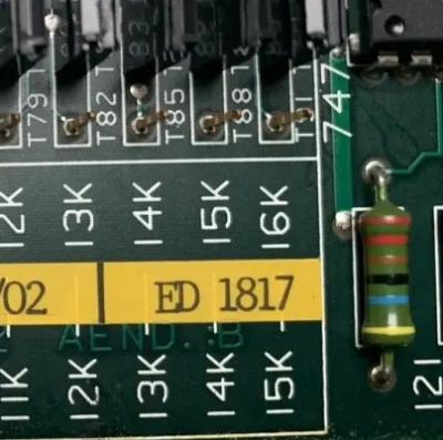 Cina Scheda presa ABB ED1817 HESG330038R1 in vendita