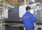 Cina Macchina piegatubi 3600kg del piatto idraulico di tonnellata 2500 del freno 50 della stampa di NC del risparmio energetico in vendita