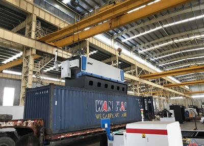Cina Servo ghigliottina di CNC che tosa la taglierina a macchina del metallo con il circuito idraulico in vendita