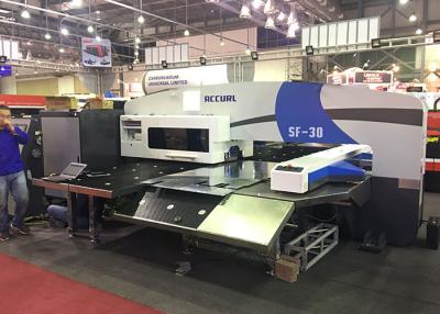 China Machine van het het Torentjeponsen van Siemens CNC Amada 4 As 32 Horizontale Posten Te koop