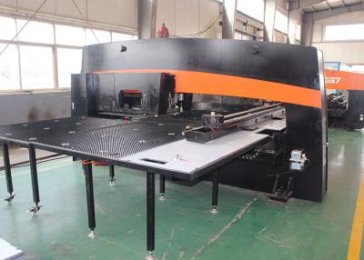 China Gebruikersvriendelijke Cnc het Ponsenmachine van het Bladmetaal, de Persmachine van de 20 Tonstempel Te koop
