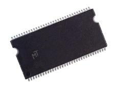 中国 MT46V16M16P-75:FミクロンのDRAMチップDDR SDRAM 256Mbit 16Mx16 2.5V 66 Pin TSOPの皿 販売のため