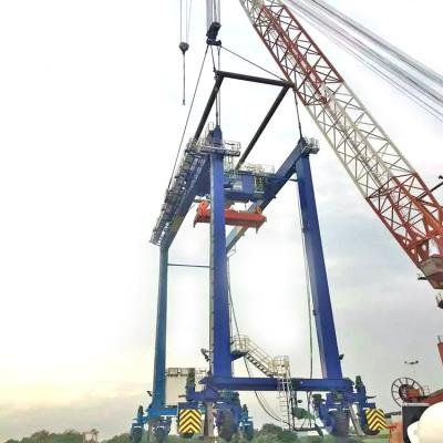 China 1-100 Ton Mobile Tyre Type Container Hoisting Crane For Sale for sale