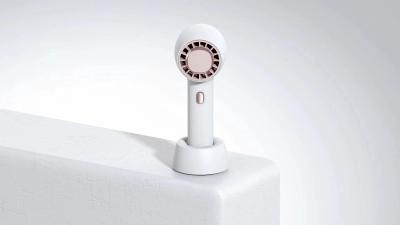 Cina Mini ventola ricaricabile da 2200 mAh. Ventilatore portatile USB freddo in vendita