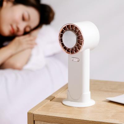 中国 携帯用小型再充電可能なクーリング冷たい手持ち型ファン 販売のため