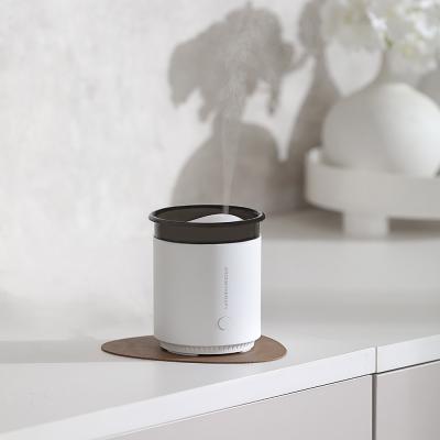 Cina uso personale dell'OEM dell'umidificatore di aromaterapia di 200ml Mini Portable Ultrasonic Aroma Diffuser in vendita